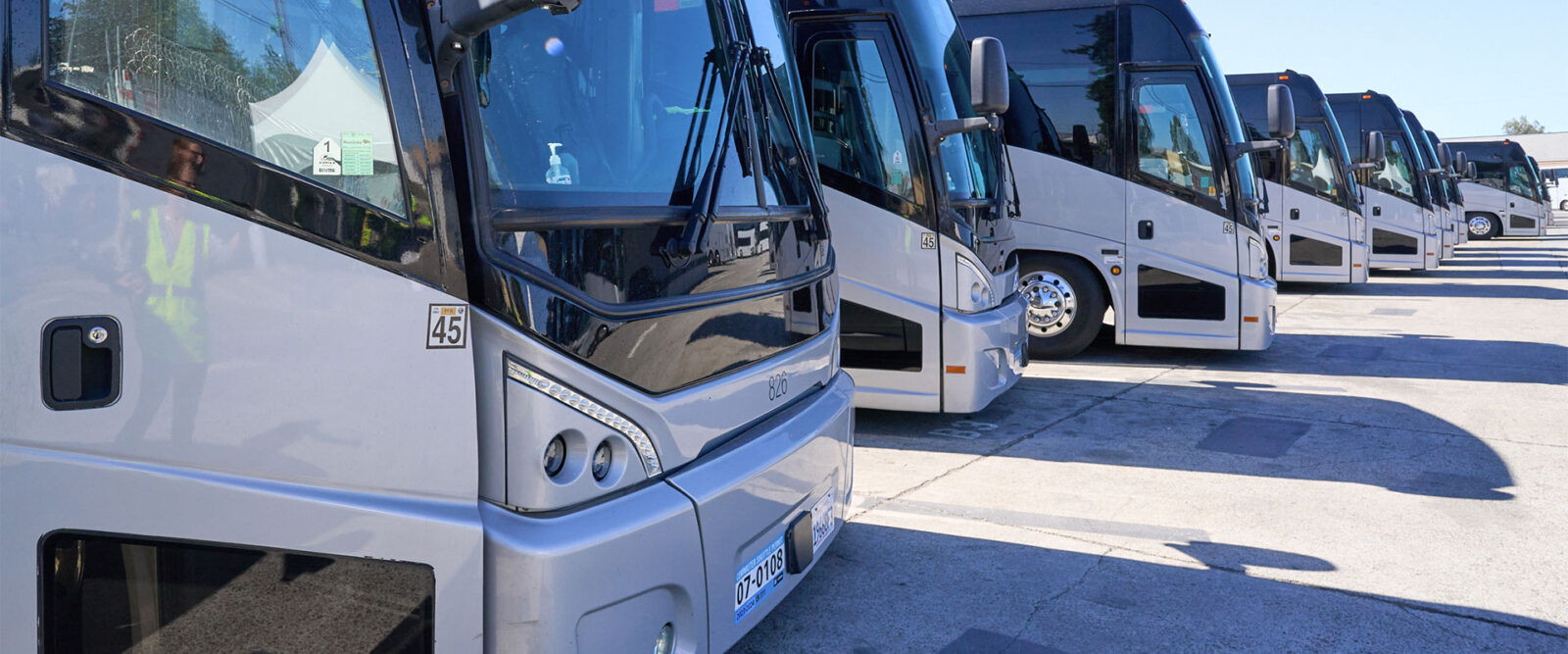 Shuttle Solutions for Businesses and Campuses | Hallcon