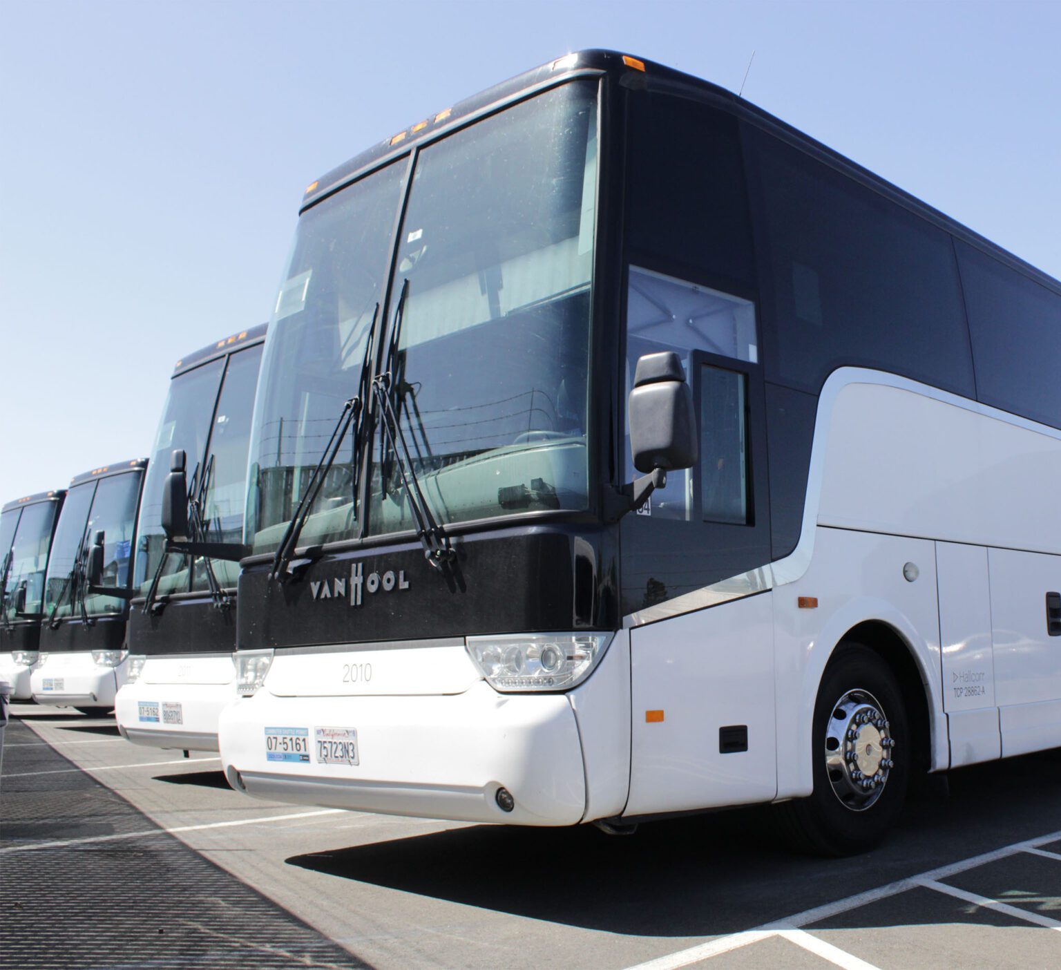 Shuttle Solutions for Businesses and Campuses | Hallcon